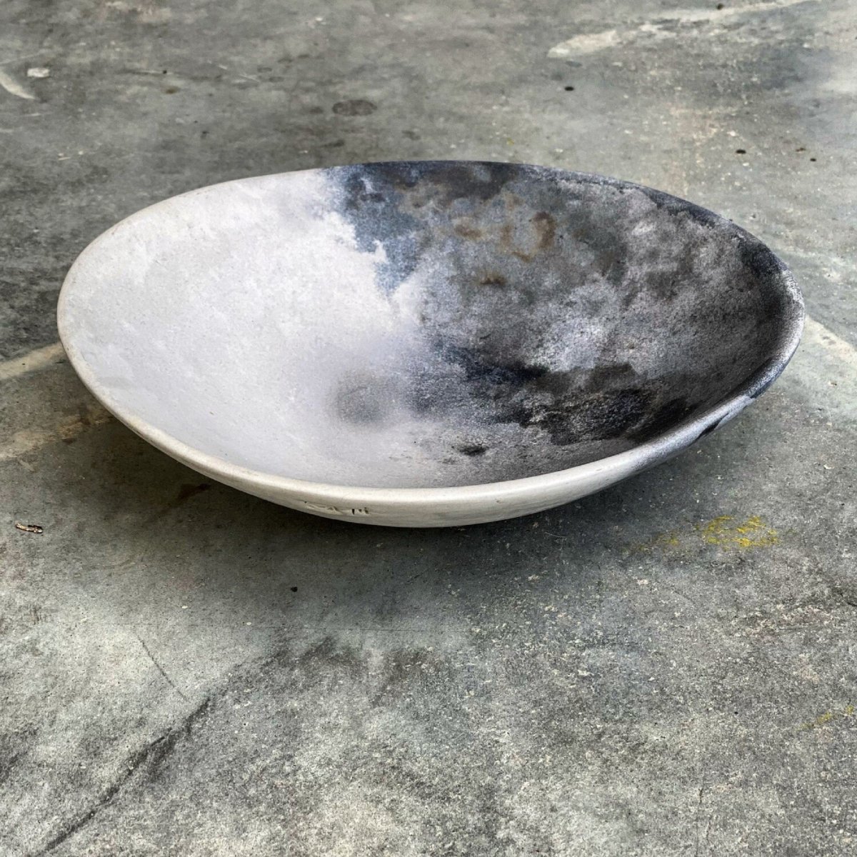 Minimalist Wide Bowl - 25cm | Made of Australia - Ceramics | Day and ...